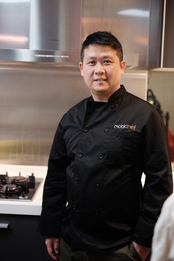 Chef Anson's Recipe: Chicken Wings Stuffed with Assorted Ingredients ...